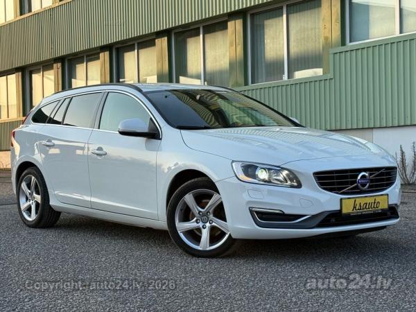 Balts Volvo V60 2014 Tartu, ar dzinēja tilpumu 2.00 L un nobraukumu 261 tūkst. km par 8999 €, foto 1 vietnē AUTOMOTO.COM.LV