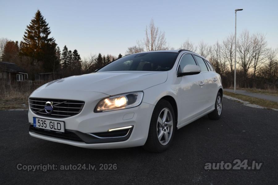 Белый Вольво B60 2014 в Таллин, объемом двигателя 2.00 л и пробегом 331 тыс. км за 5900 €, фото 1 на AUTOMOTO.COM.LV