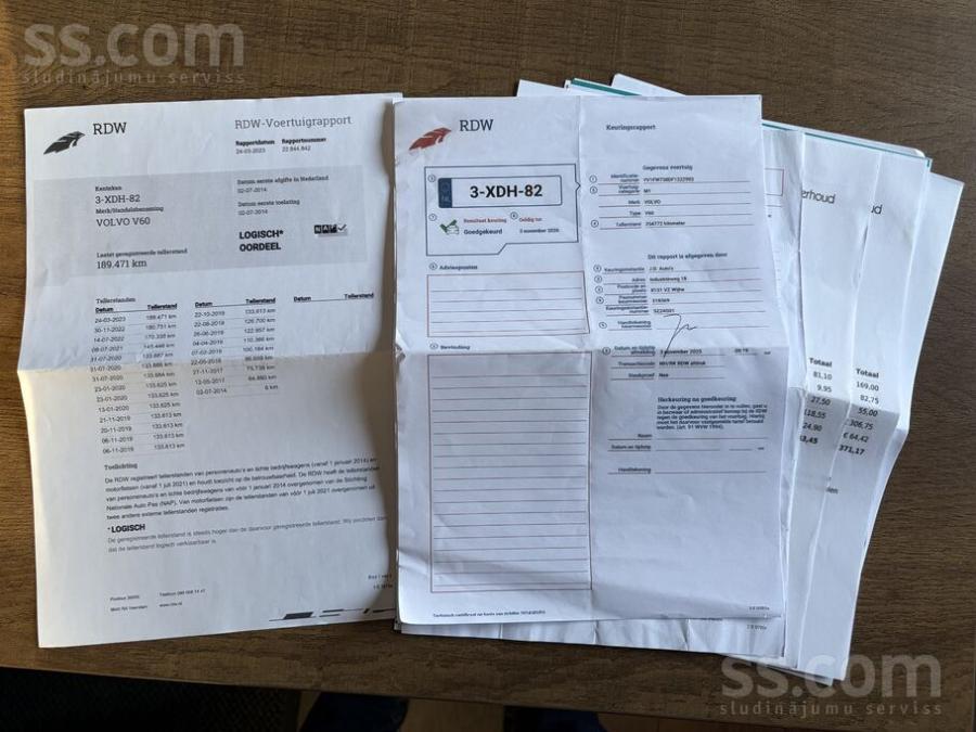 Balts Volvo V60 2014 Rīga, ar dzinēja tilpumu 2.00 L un nobraukumu 262 tūkst. km par 7390 €, foto 12 vietnē AUTOMOTO.COM.LV