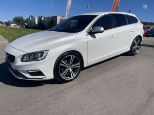 White Volvo V60 2014 in Kaunas, with an engine capacity of 1.96 L and mileage of 268 thousand km for 6950 €, photo 3 on AUTOMOTO.COM.LV