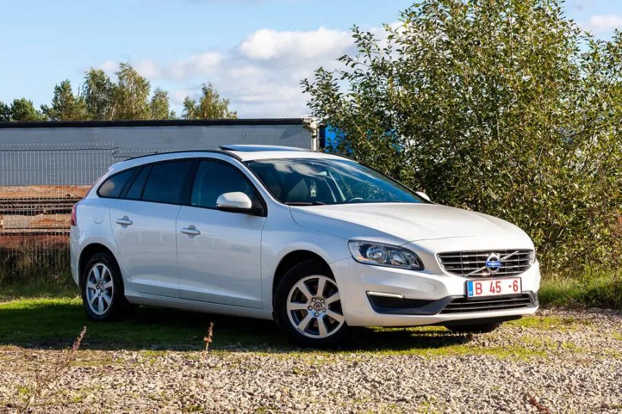 Белый Вольво B60 2014 в Рига, объемом двигателя 1.60 л и пробегом 240 тыс. км за 8495 €, фото 1 на AUTOMOTO.COM.LV