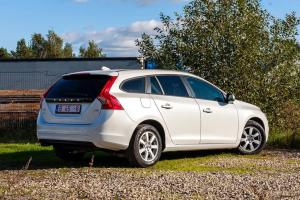 Белый Вольво B60 2014 в Рига, объемом двигателя 1.60 л и пробегом 240 тыс. км за 8495 €, фото 5 на AUTOMOTO.COM.LV