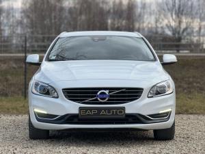 White Volvo V60 2014 in Riga, with an engine capacity of 2.40 L and mileage of 229 thousand km for 9990 €, photo  on AUTOMOTO.COM.LV