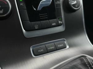 Balts Volvo V60 2014 Rīga, ar dzinēja tilpumu 2.40 L un nobraukumu 229 tūkst. km par 9990 €, foto 7 vietnē AUTOMOTO.COM.LV
