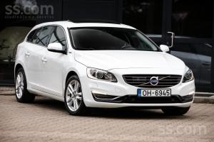Balts Volvo V60 2014 Jelgava, ar dzinēja tilpumu 2.40 L un nobraukumu 0 tūkst. km par 9190 €, foto 7 vietnē AUTOMOTO.COM.LV