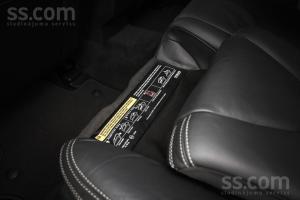 Balts Volvo V60 2014 Jelgava, ar dzinēja tilpumu 2.40 L un nobraukumu 0 tūkst. km par 9190 €, foto 18 vietnē AUTOMOTO.COM.LV