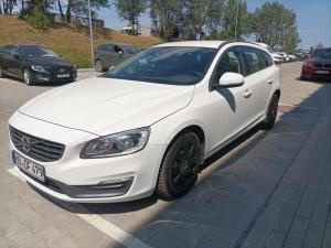 Белый Вольво B60 2014 в Вильнюс, объемом двигателя 1.98 л и пробегом 250 тыс. км за 6290 €, фото 3 на AUTOMOTO.COM.LV