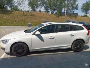 Белый Вольво B60 2014 в Вильнюс, объемом двигателя 1.98 л и пробегом 250 тыс. км за 6290 €, фото 5 на AUTOMOTO.COM.LV