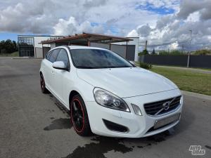 Белый Вольво B60 2014 в Кретинга, объемом двигателя 2.00 л и пробегом 224 тыс. км за 4500 €, фото 19 на AUTOMOTO.COM.LV