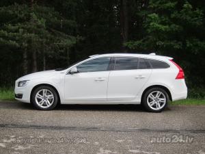 Balts Volvo V60 2014 Tartu, ar dzinēja tilpumu 2.40 L un nobraukumu 221 tūkst. km par 8490 €, foto 6 vietnē AUTOMOTO.COM.LV