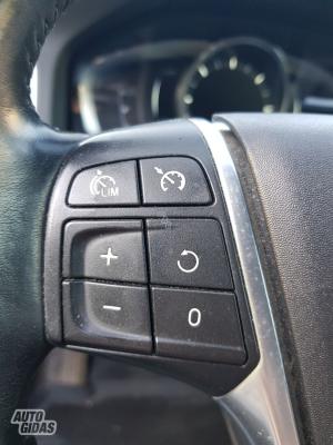 Balts Volvo V60 2014 Viļņa, ar dzinēja tilpumu 2.40 L un nobraukumu 259 tūkst. km par 8750 €, foto 15 vietnē AUTOMOTO.COM.LV