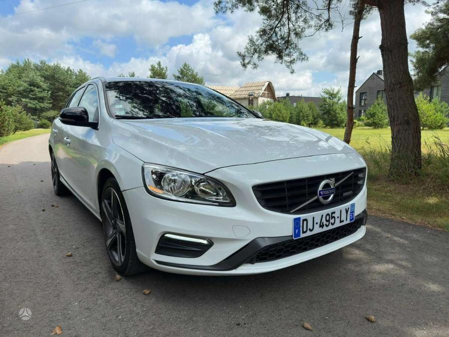 Белый Вольво B60 2014 в Вильнюс, объемом двигателя 1.98 л и пробегом 285 тыс. км за 7490 €, фото 12 на AUTOMOTO.COM.LV