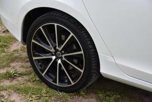 White Volvo V60 2014 in Vilnius, with an engine capacity of 2.40 L and mileage of 268 thousand km for 6500 €, photo 10 on AUTOMOTO.COM.LV