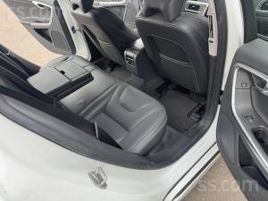 Белый Вольво B60 2014 в Рига, объемом двигателя 2.40 л и пробегом 97 тыс. км за 13700 €, фото 21 на AUTOMOTO.COM.LV