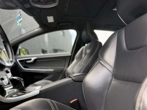 Белый Вольво B60 2014 в Казлу-Руда, объемом двигателя 2.40 л и пробегом 304 тыс. км за 7550 €, фото 9 на AUTOMOTO.COM.LV