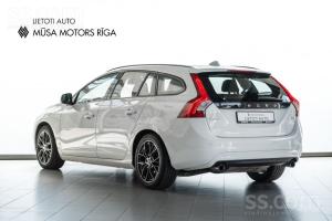Белый Вольво B60 2014 в Рига, объемом двигателя 1.60 л и пробегом 163 тыс. км за 10900 €, фото 12 на AUTOMOTO.COM.LV