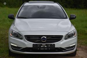Balts Volvo V60 2014 Viļņa, ar dzinēja tilpumu 2.40 L un nobraukumu 269 tūkst. km par 6500 €, foto 6 vietnē AUTOMOTO.COM.LV