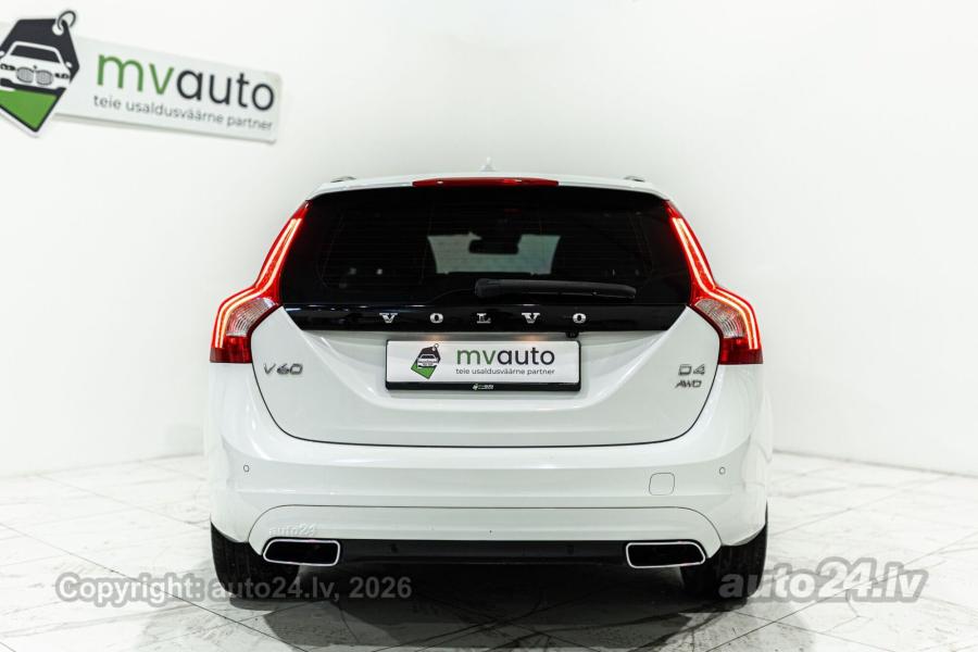 Balts Volvo V60 2014 Tallina, ar dzinēja tilpumu 2.40 L un nobraukumu 192 tūkst. km par 9990 €, foto 8 vietnē AUTOMOTO.COM.LV