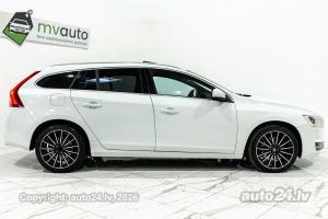 Balts Volvo V60 2014 Tallina, ar dzinēja tilpumu 2.40 L un nobraukumu 192 tūkst. km par 9990 €, foto 11 vietnē AUTOMOTO.COM.LV