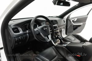 Balts Volvo V60 2014 Tallina, ar dzinēja tilpumu 2.40 L un nobraukumu 192 tūkst. km par 9990 €, foto 13 vietnē AUTOMOTO.COM.LV