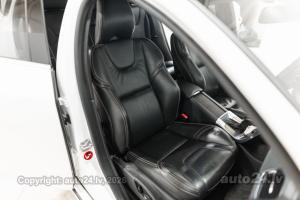 Balts Volvo V60 2014 Tallina, ar dzinēja tilpumu 2.40 L un nobraukumu 192 tūkst. km par 9990 €, foto 18 vietnē AUTOMOTO.COM.LV