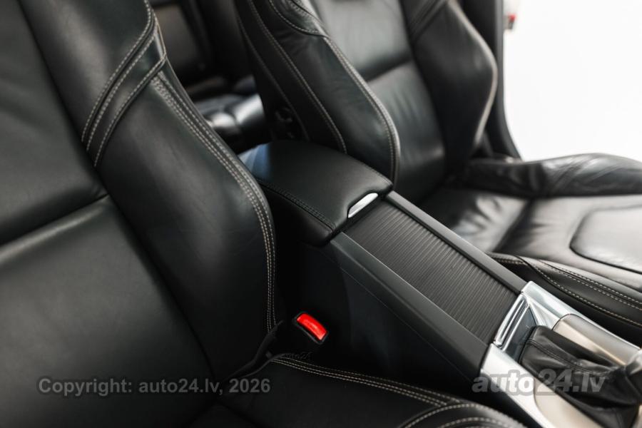 Balts Volvo V60 2014 Tallina, ar dzinēja tilpumu 2.40 L un nobraukumu 192 tūkst. km par 9990 €, foto 23 vietnē AUTOMOTO.COM.LV