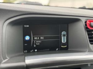 White Volvo V60 2014 in Siauliai, with an engine capacity of 1.97 L and mileage of 388 thousand km for 6100 €, photo 20 on AUTOMOTO.COM.LV