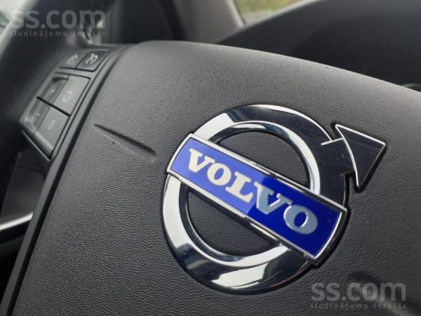 Volvo V60 2014 in Riga on AUTOMOTO.COM.LV White Volvo V60 2014 in Riga, with an engine capacity of 2.40 L and mileage of 185 thousand km for 10500 €, photo 11 on AUTOMOTO.COM.LV