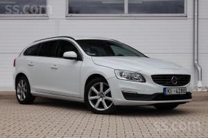 White Volvo V60 2015 in Riga, with an engine capacity of 2.00 L and mileage of 0 thousand km for 7495 €, photo 3 on AUTOMOTO.COM.LV