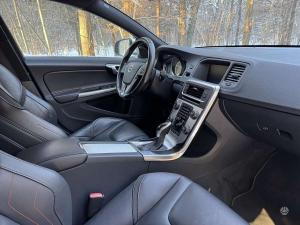 Balts Volvo V60 2015 Kauņa, ar dzinēja tilpumu 1.97 L un nobraukumu 263 tūkst. km par 10499 €, foto 11 vietnē AUTOMOTO.COM.LV