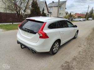Balts Volvo V60 2015 Kauņa, ar dzinēja tilpumu 2.00 L un nobraukumu 292 tūkst. km par 6200 €, foto 5 vietnē AUTOMOTO.COM.LV