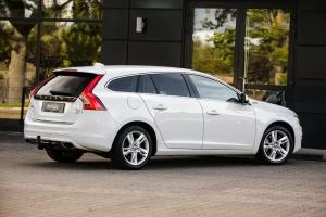 Белый Вольво B60 2015 в Елгава, объемом двигателя 2.40 л и пробегом 285 тыс. км за 8900 €, фото 9 на AUTOMOTO.COM.LV