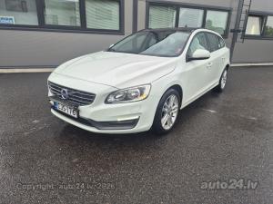Белый Вольво B60 2015 в Пярну, объемом двигателя 1.60 л и пробегом 420 тыс. км за 4999 €, фото  на AUTOMOTO.COM.LV