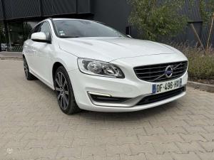 Balts Volvo V60 2015 Kauņa, ar dzinēja tilpumu 1.97 L un nobraukumu 230 tūkst. km par 6500 €, foto 3 vietnē AUTOMOTO.COM.LV