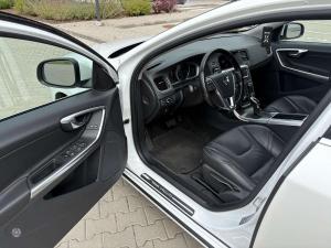 Balts Volvo V60 2015 Kauņa, ar dzinēja tilpumu 1.97 L un nobraukumu 230 tūkst. km par 6500 €, foto 10 vietnē AUTOMOTO.COM.LV