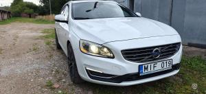 Белый Вольво B60 2015 в Паневежис, объемом двигателя 1.97 л и пробегом 360 тыс. км за 8999 €, фото 4 на AUTOMOTO.COM.LV