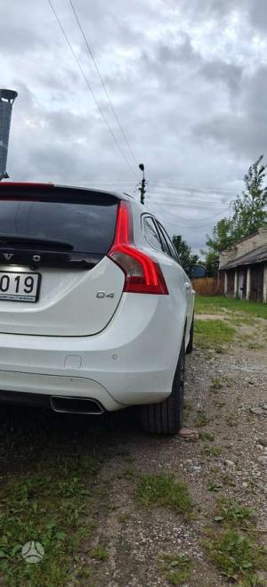 Белый Вольво B60 2015 в Паневежис, объемом двигателя 1.97 л и пробегом 360 тыс. км за 8999 €, фото 8 на AUTOMOTO.COM.LV