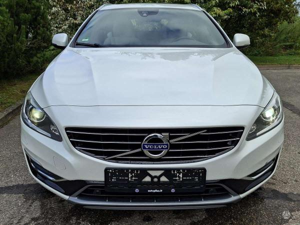 Balts Volvo V60 2015 Ukmergė, ar dzinēja tilpumu 2.40 L un nobraukumu 243 tūkst. km par 6250 €, foto 3 vietnē AUTOMOTO.COM.LV