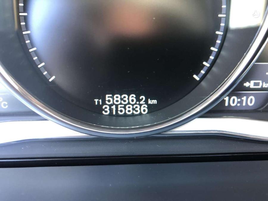 Balts Volvo V60 2015 Klaipėda, ar dzinēja tilpumu 2.40 L un nobraukumu 315 tūkst. km par 6750 €, foto 11 vietnē AUTOMOTO.COM.LV