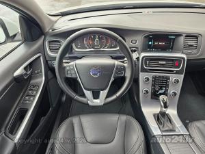 Белый Вольво B60 2016 в Тарту, объемом двигателя 2.40 л и пробегом 229 тыс. км за 9490 €, фото 9 на AUTOMOTO.COM.LV