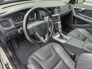 Белый Вольво B60 2016 в Тарту, объемом двигателя 2.40 л и пробегом 229 тыс. км за 9490 €, фото 11 на AUTOMOTO.COM.LV