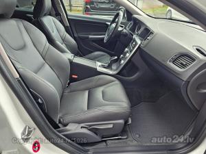 Белый Вольво B60 2016 в Тарту, объемом двигателя 2.40 л и пробегом 229 тыс. км за 9490 €, фото 12 на AUTOMOTO.COM.LV