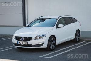 White Volvo V60 2016 in Riga, with an engine capacity of 2.00 L and mileage of 235 thousand km for 9850 €, photo  on AUTOMOTO.COM.LV
