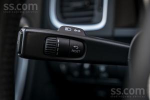 Balts Volvo V60 2016 Rīga, ar dzinēja tilpumu 2.00 L un nobraukumu 235 tūkst. km par 9850 €, foto 18 vietnē AUTOMOTO.COM.LV