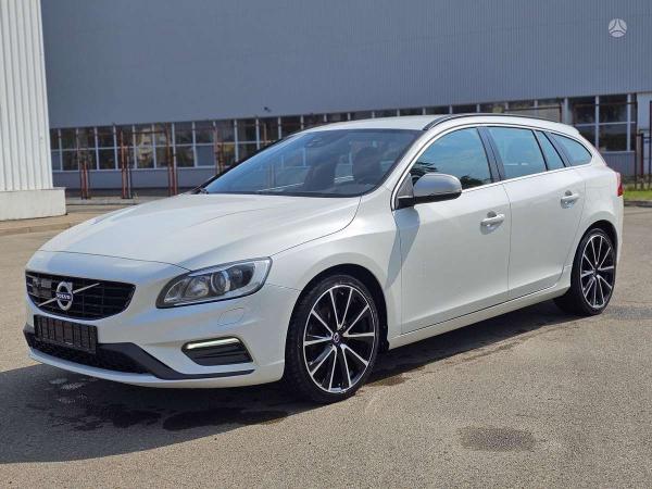 Белый Вольво B60 2016 в Рокишкис, объемом двигателя 1.98 л и пробегом 250 тыс. км за 7450 €, фото 4 на AUTOMOTO.COM.LV