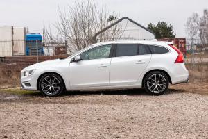 Белый Вольво B60 2016 в Рига, объемом двигателя 2.00 л и пробегом 213 тыс. км за 8495 €, фото 9 на AUTOMOTO.COM.LV