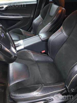 White Volvo V60 2016 in Riga, with an engine capacity of 2.00 L and mileage of 302 thousand km for 9500 €, photo 15 on AUTOMOTO.COM.LV