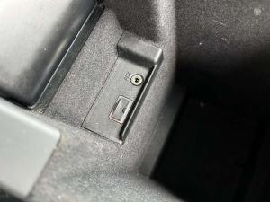Balts Volvo V60 2016 Kretinga, ar dzinēja tilpumu 2.40 L un nobraukumu 224 tūkst. km par 9699 €, foto 17 vietnē AUTOMOTO.COM.LV