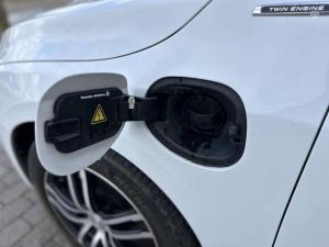 Balts Volvo V60 2016 Kretinga, ar dzinēja tilpumu 2.40 L un nobraukumu 224 tūkst. km par 9699 €, foto 21 vietnē AUTOMOTO.COM.LV