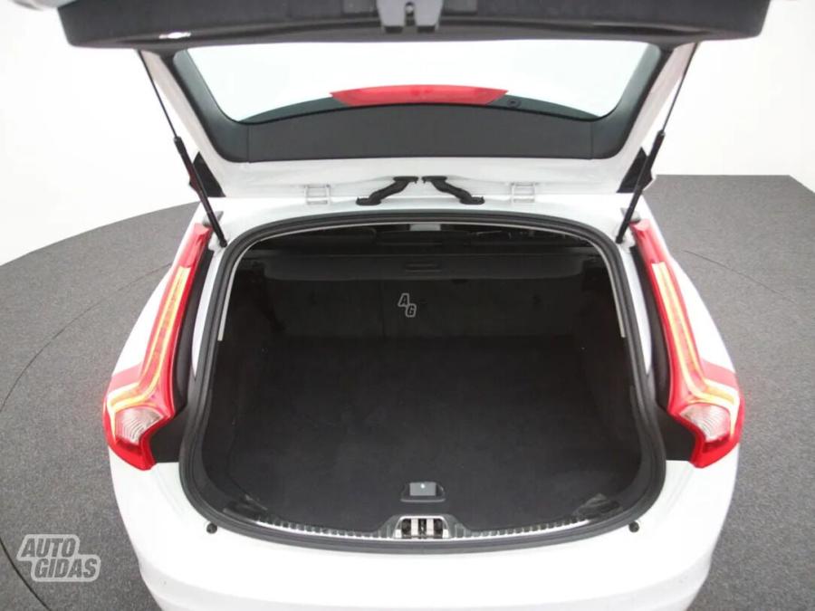 Белый Вольво B60 2017 в Вильнюс, объемом двигателя 2.00 л и пробегом 194 тыс. км за 12199 €, фото 33 на AUTOMOTO.COM.LV